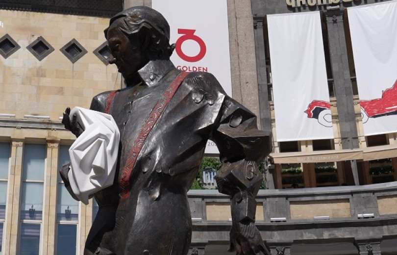 Charles Aznavour Statue Unveiled in Yerevan